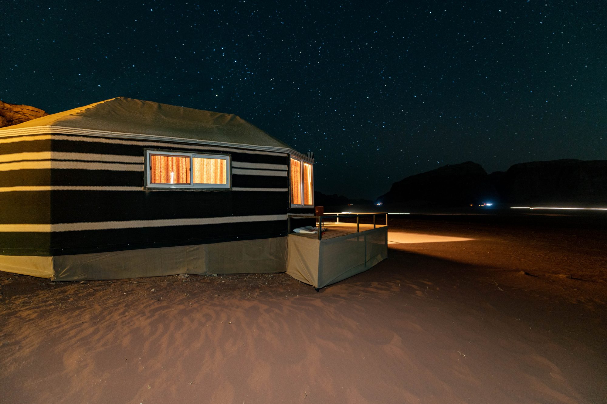 Wadi Rum Jordania: jak spędzić noc na pustyni | Guru Podróży