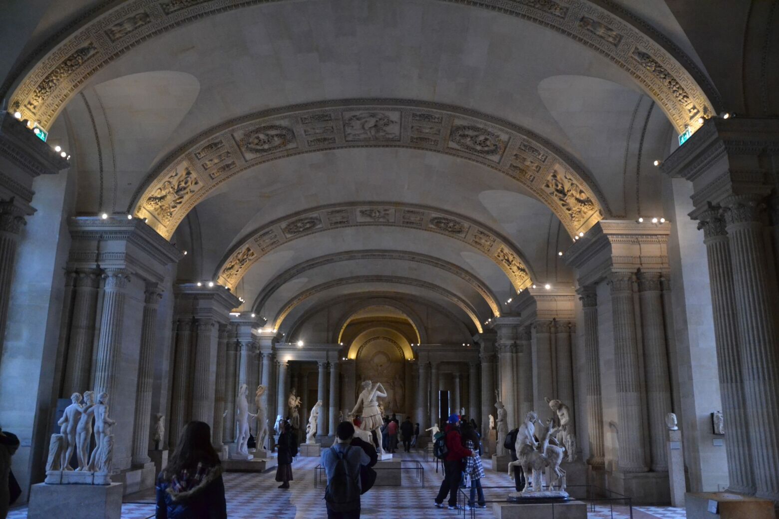 Luwr Paryż: jak wygląda wizyta w paryskim Luwrze | Guru Podróży